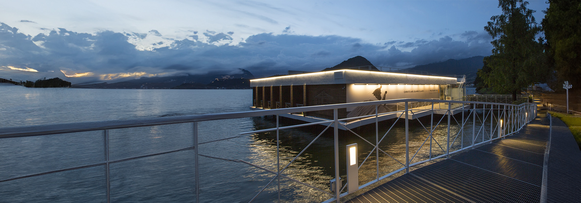 Zaneen | Exclusive North American distributor of European lighting products