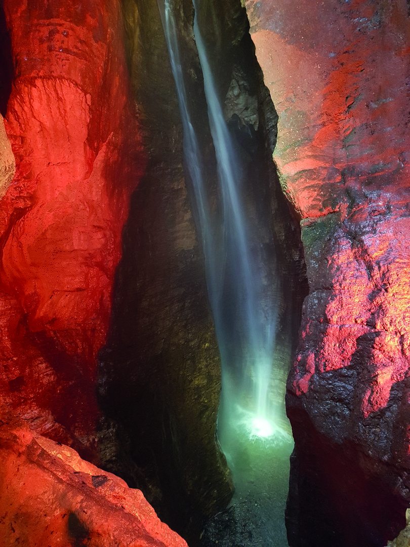 Varone Waterfalls – Project – Zaneen