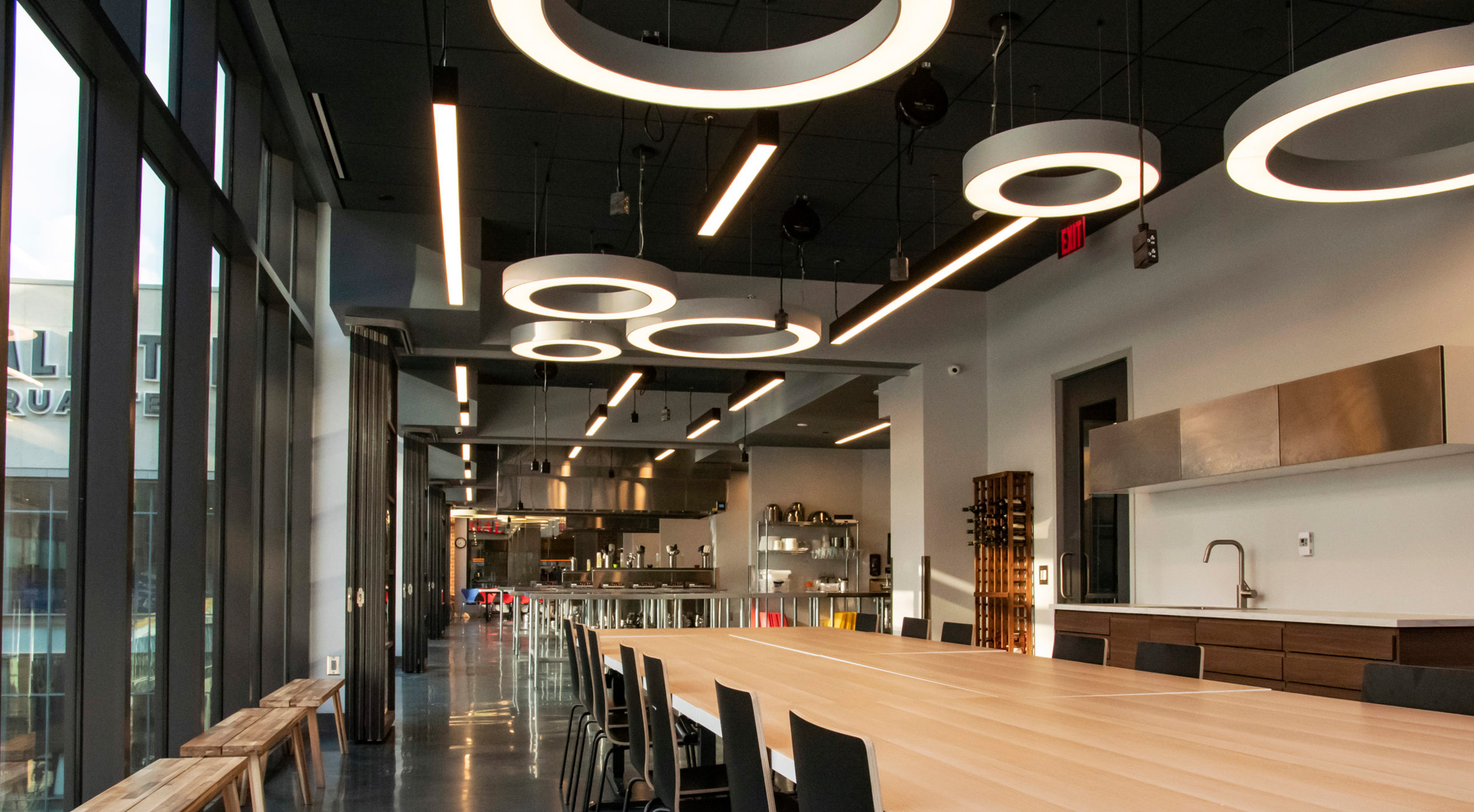 Glorious - Geometric Shape Ceiling Light by Prolicht | Zaneen Architectural