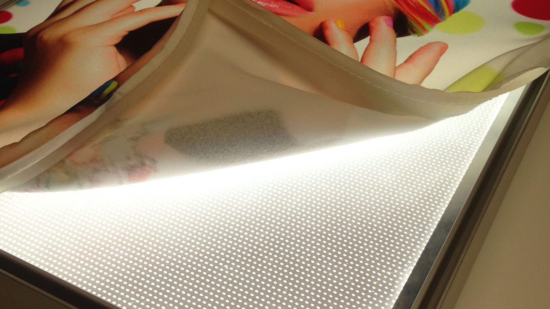 Infinite-Canvas | Zaneen Architectural