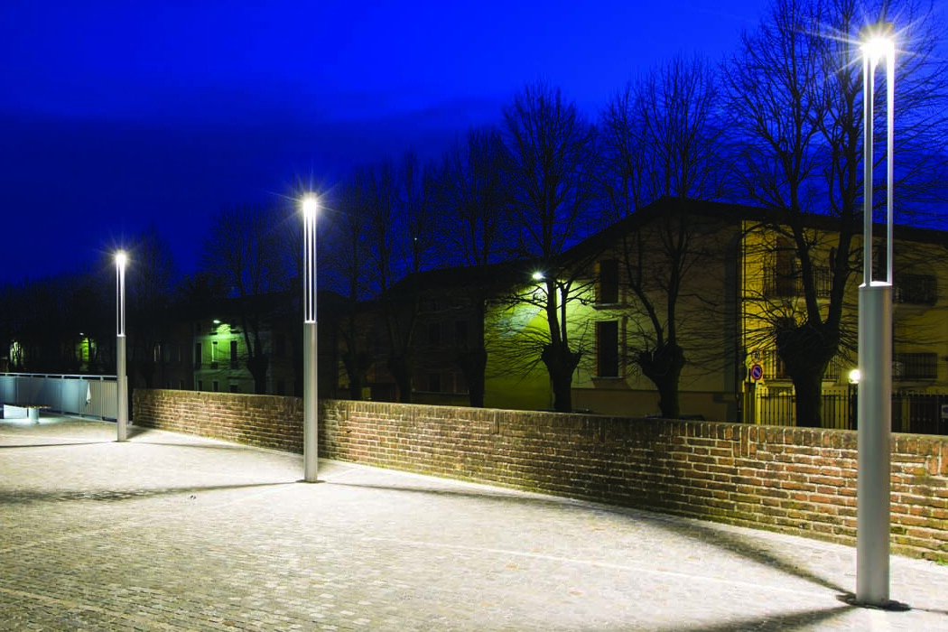 Zaneen | Exterior lighting products for USA & Canada